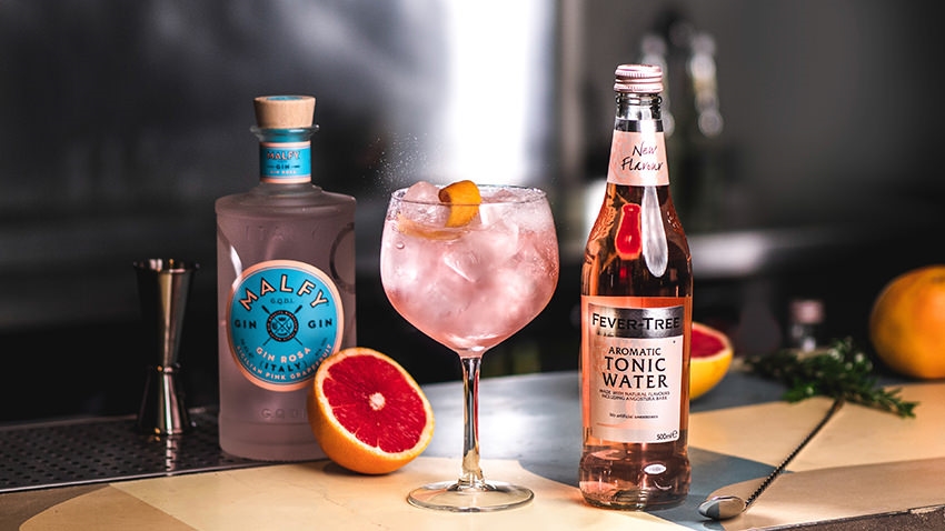 Malfy Gin Rosa & Fever-Tree Aromatic Tonic → Se Opskriften Her!