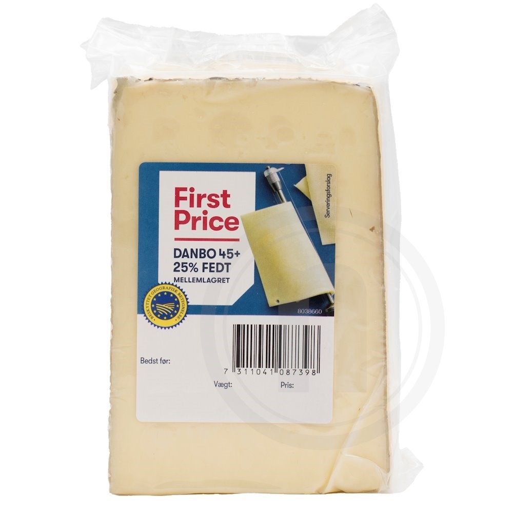 Danbo ost i stykke ML 45+ fra First Price – Leveret med nemlig.com